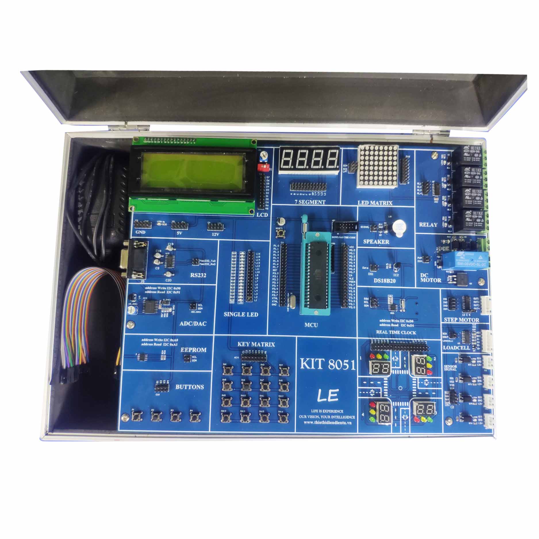 Vali thực hành vi điều khiển 8051 - LE Electronics - Life is Experience